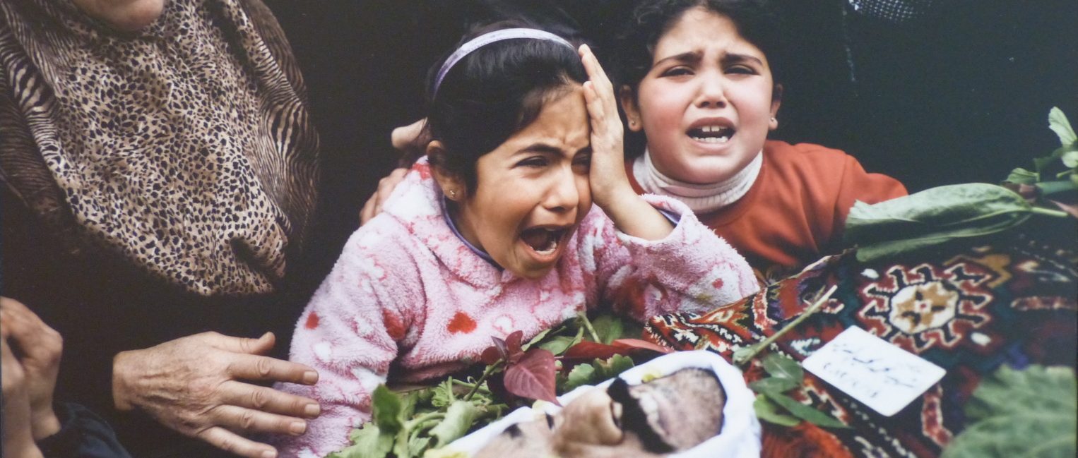 Le photoreporter Alessio Romenzi reçoit le prix Lucas Dolega